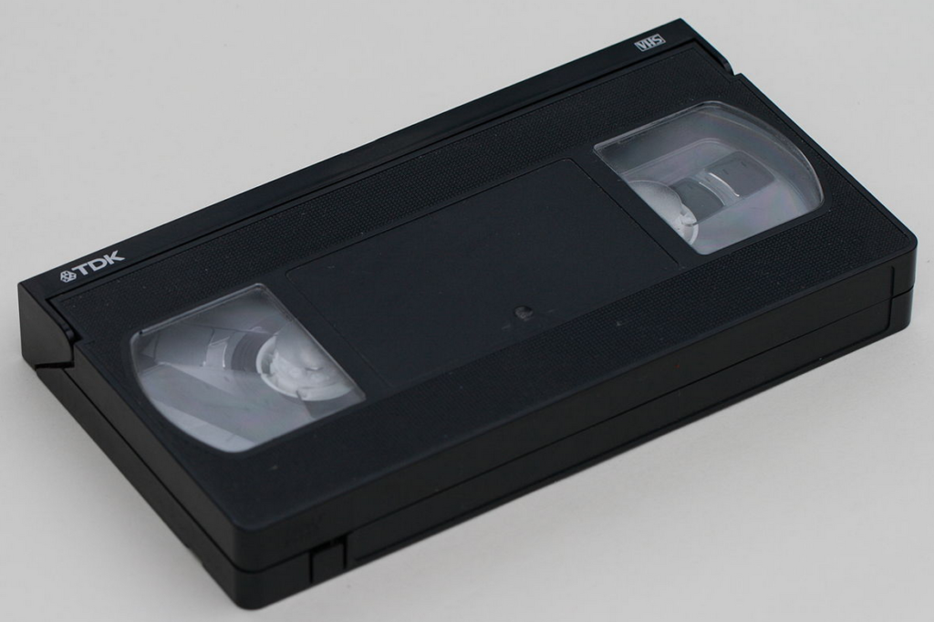 Comment faire le transfert de ses cassettes VHS - AzertyTech
